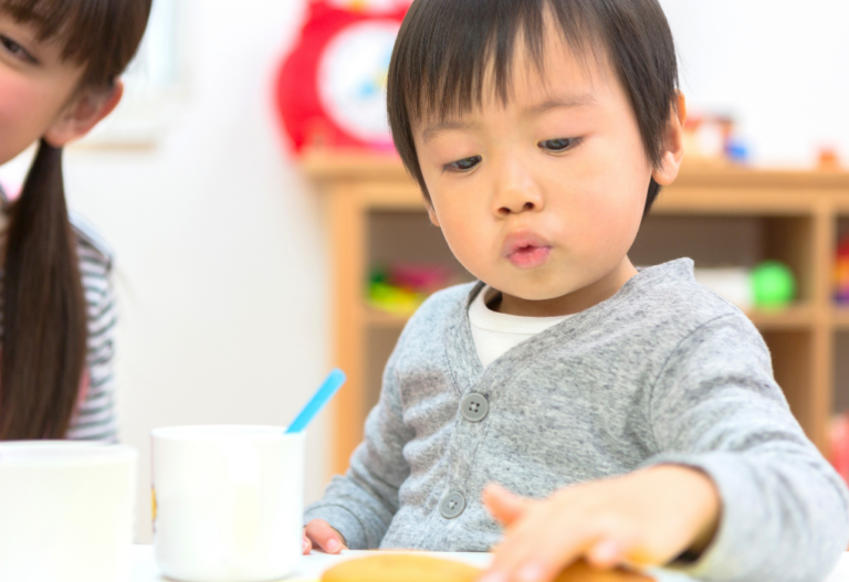 The Importance of Snack Time for Toddlers - Is This Normal